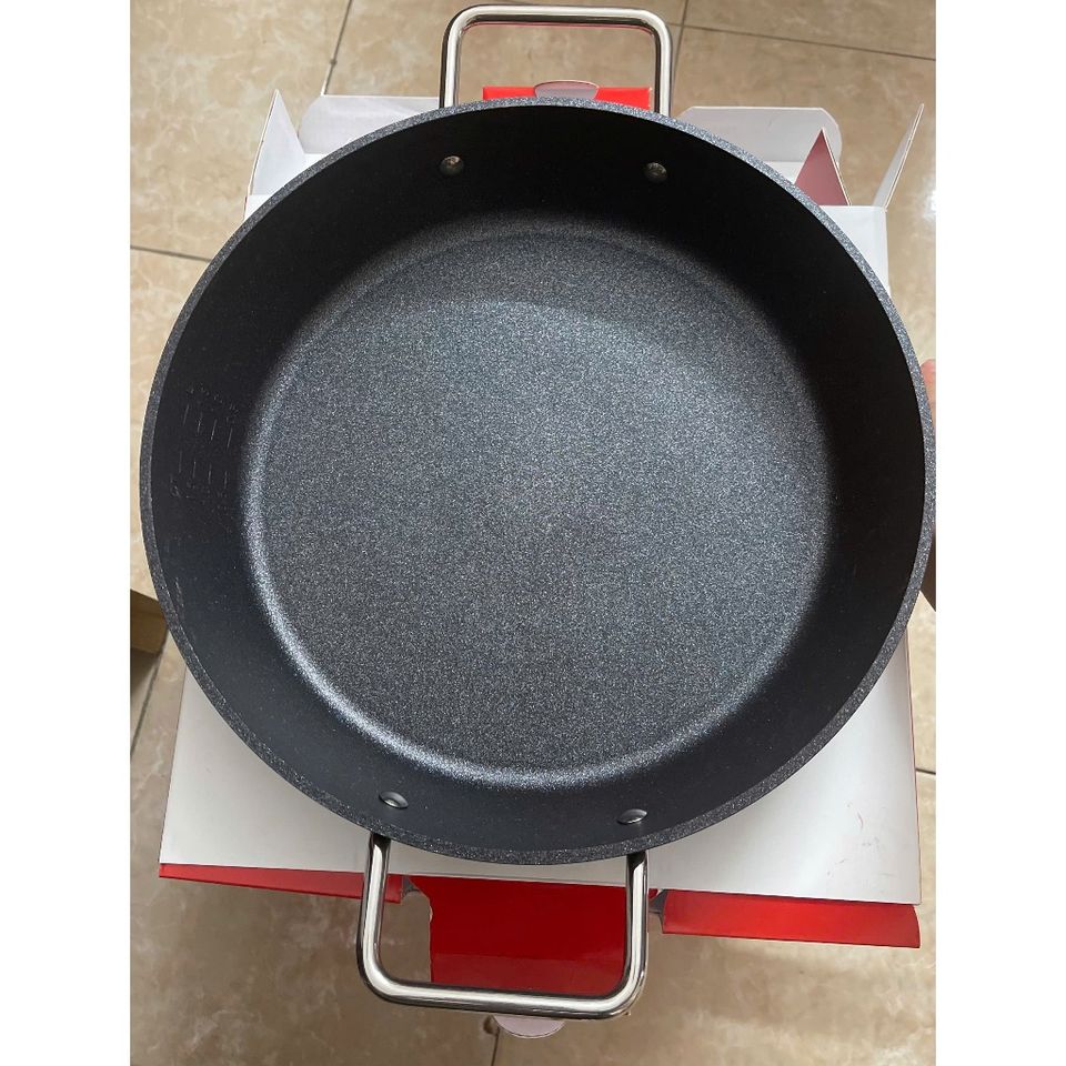 CHẢO Rán FISSLER ADAMANT SERVING 28CM