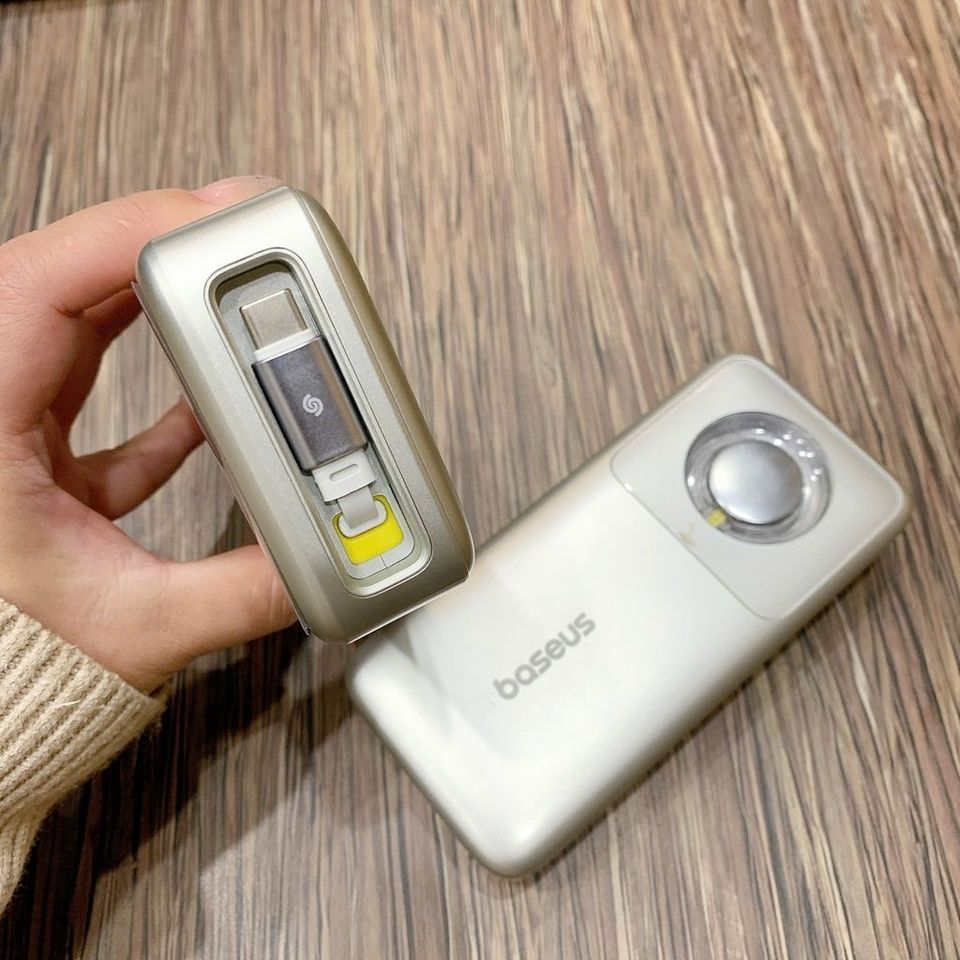 Pin Sạc Dự Phòng Baseus Free2Pull 20000mAh Sạc Nhanh 30W / 65W Tích Hợp ...