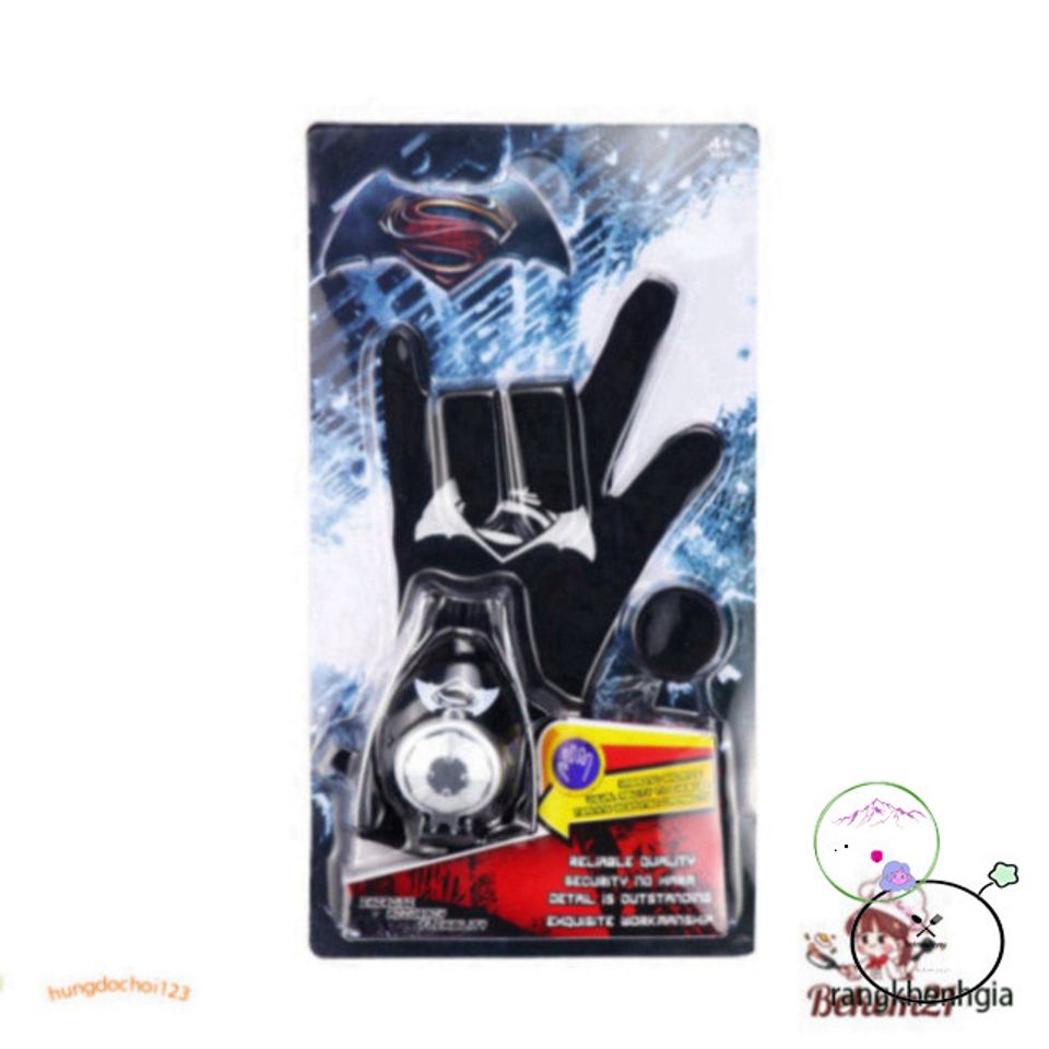 Bộ trang phục siêu anh hùng độc đáo: áo choàng và mặt nạ Batman, Spider ...